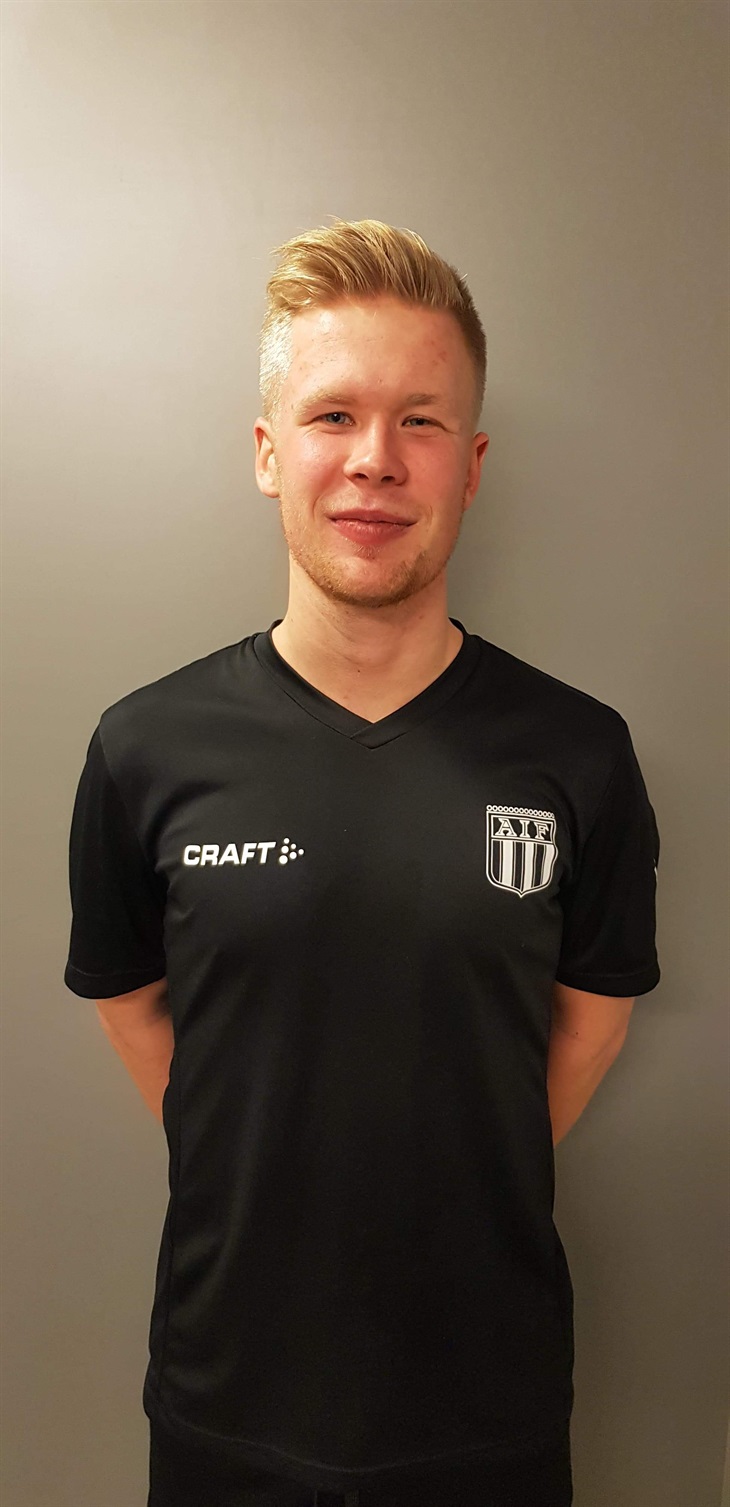 Spelarintervju: Dennis Knutsson / Asarums IF FK - Herr Div 3 ...